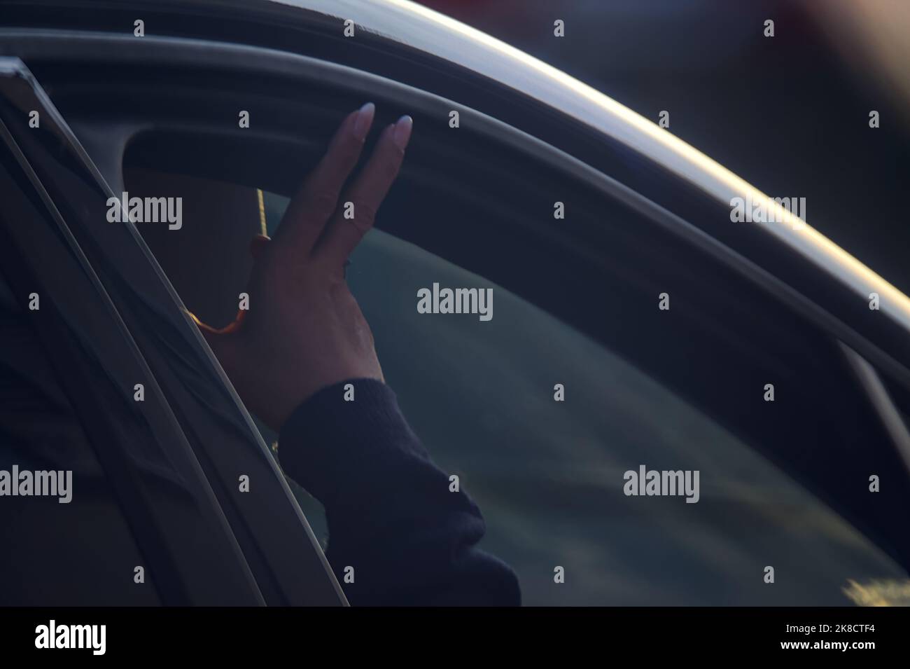 Car despair female hi-res stock photography and images - Alamy