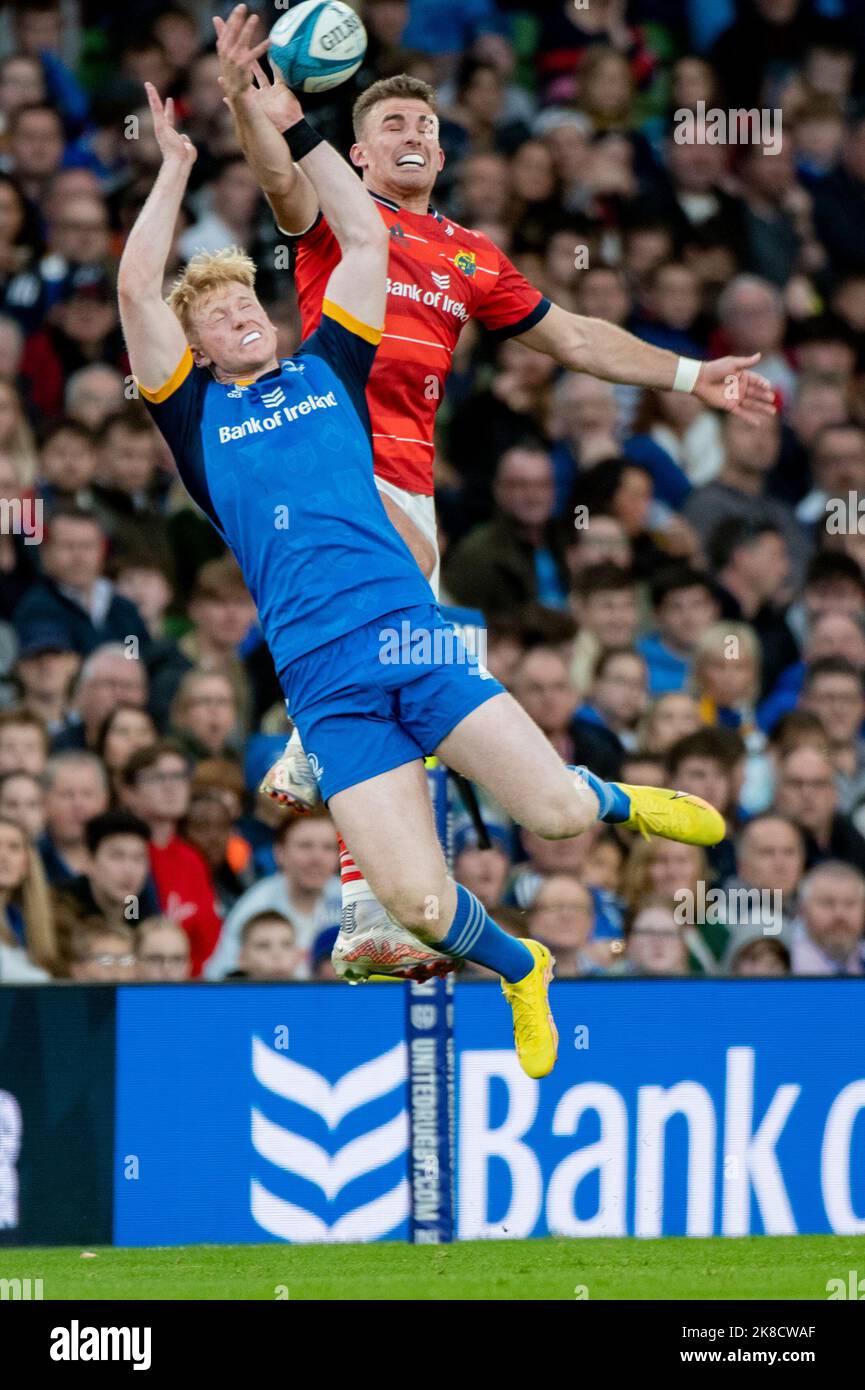 Dublin, Ireland. 22nd Oct, 2022. Jamie Osborne of Leinster jumps high ...