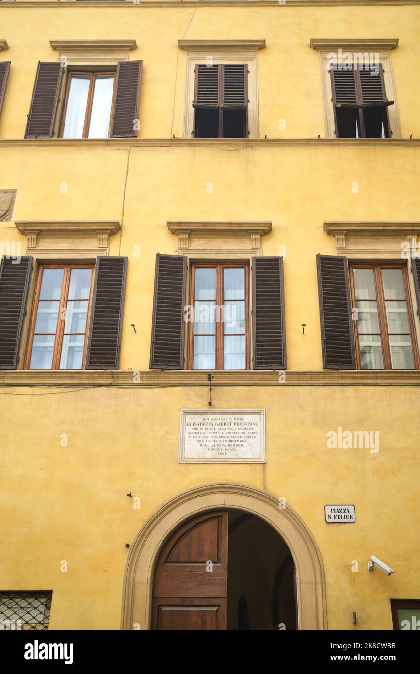 Casa guidi windows hi-res stock photography and images - Alamy