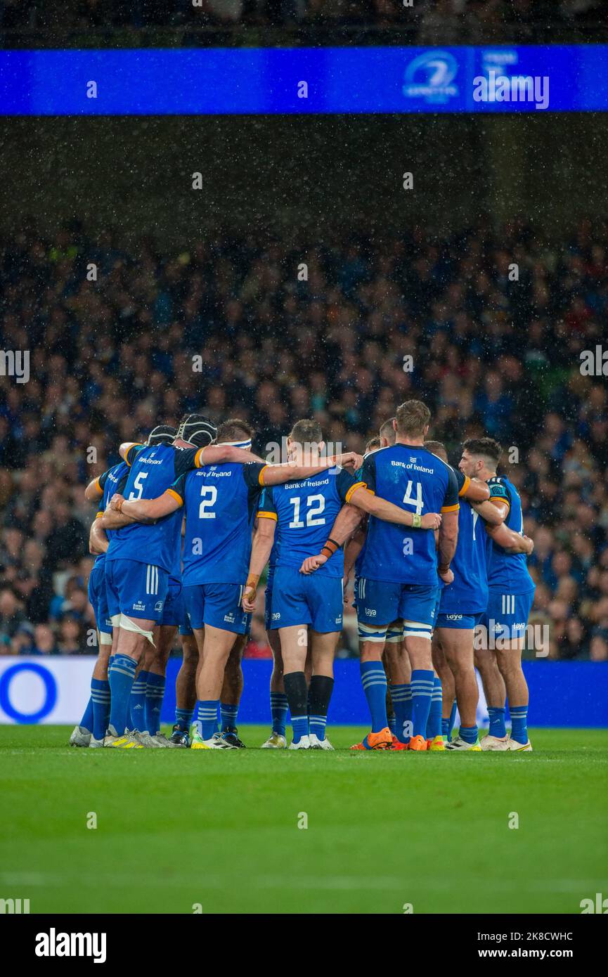 The celtic team huddle hi-res stock photography and images - Alamy