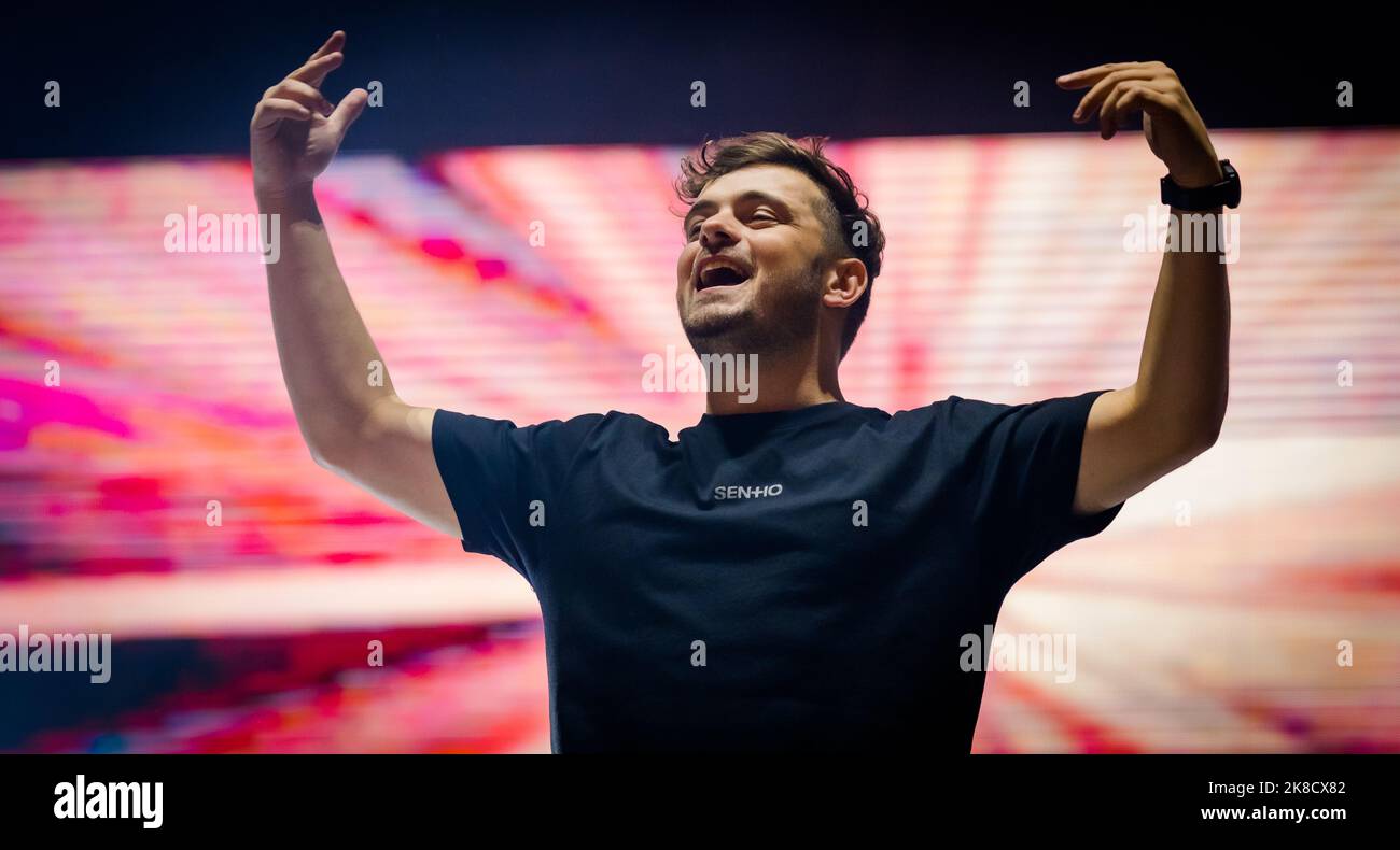 2022-10-22 23:58:01 AMSTERDAM - Martin Garrix performs during Amsterdam Music Festival, which ...