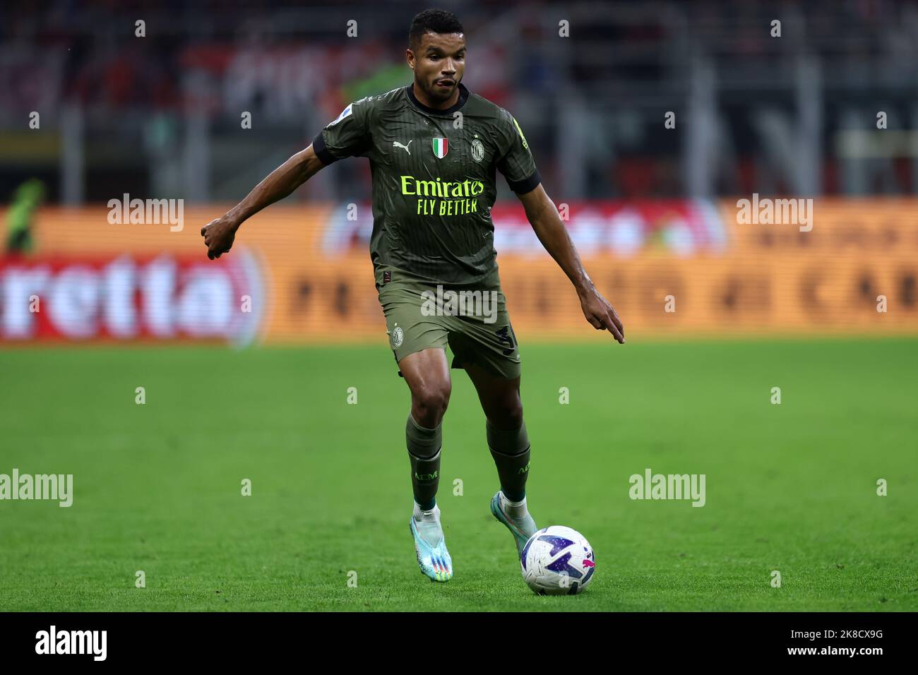 Junior Messias of Ac Milan in action during the Serie A football match ...