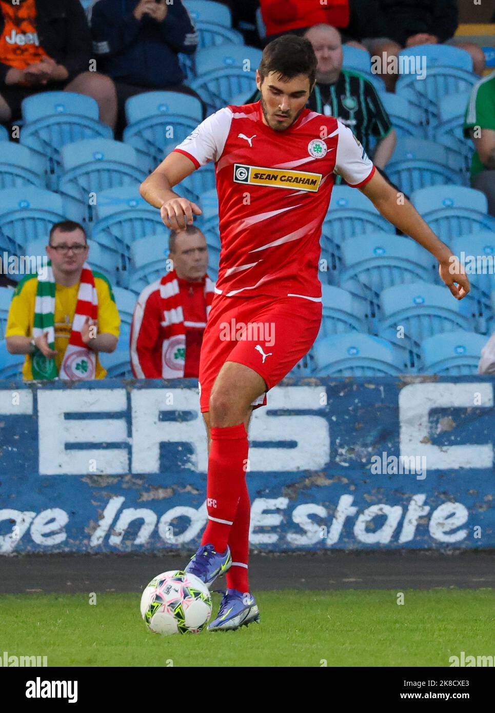 Turner cliftonville player hi-res stock photography and images - Alamy