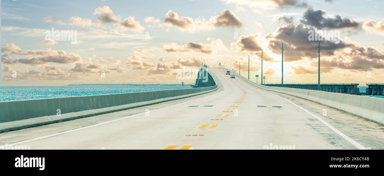 Panorama of Road US1 to Key West over Florida keys Stock Photo - Alamy