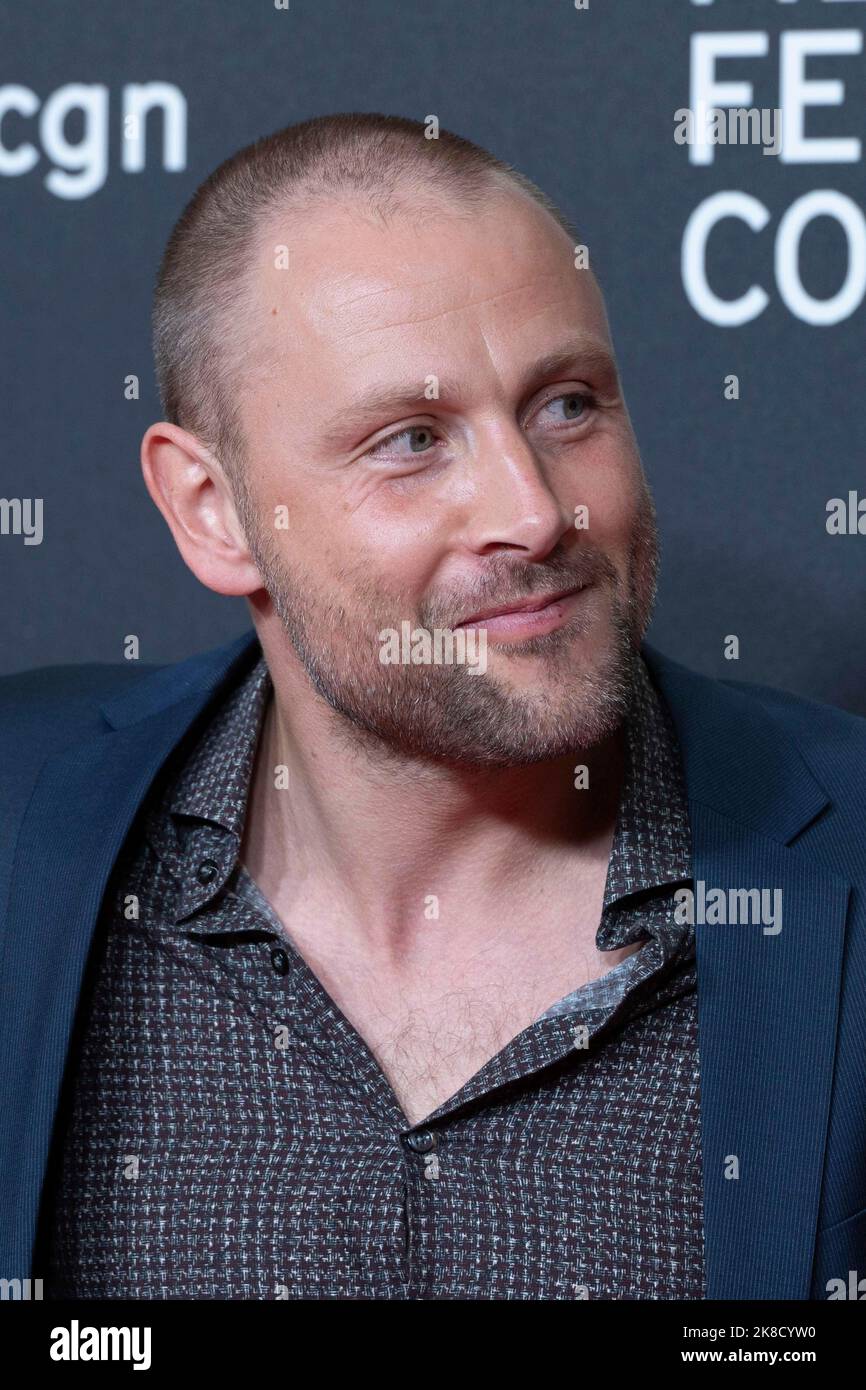 Cologne, Deutschland. 22nd Oct, 2022. Max RIEMELT, actor, red carpet, Red Carpet Show, arrival ...