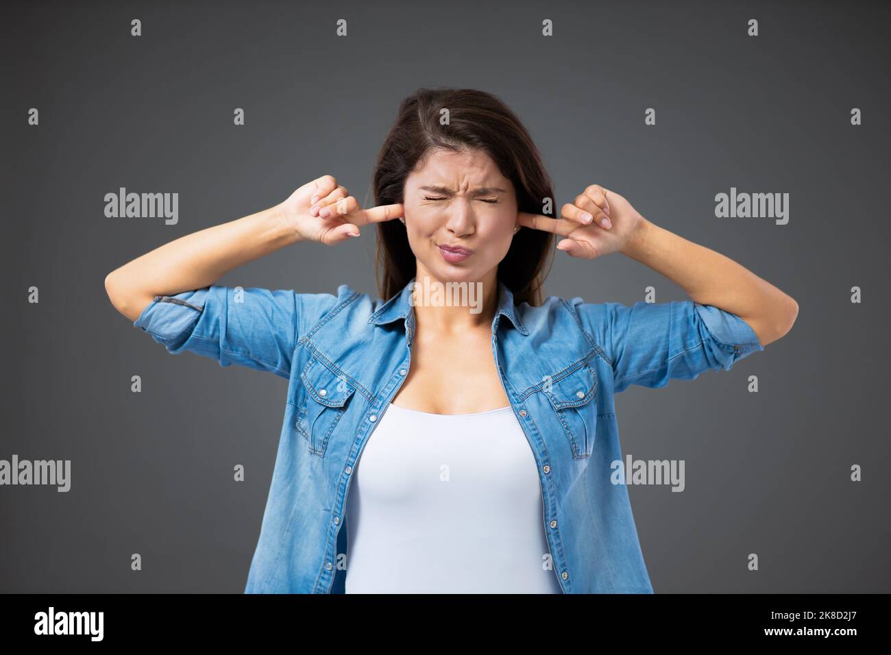 Avoiding Eye Contact While Talking