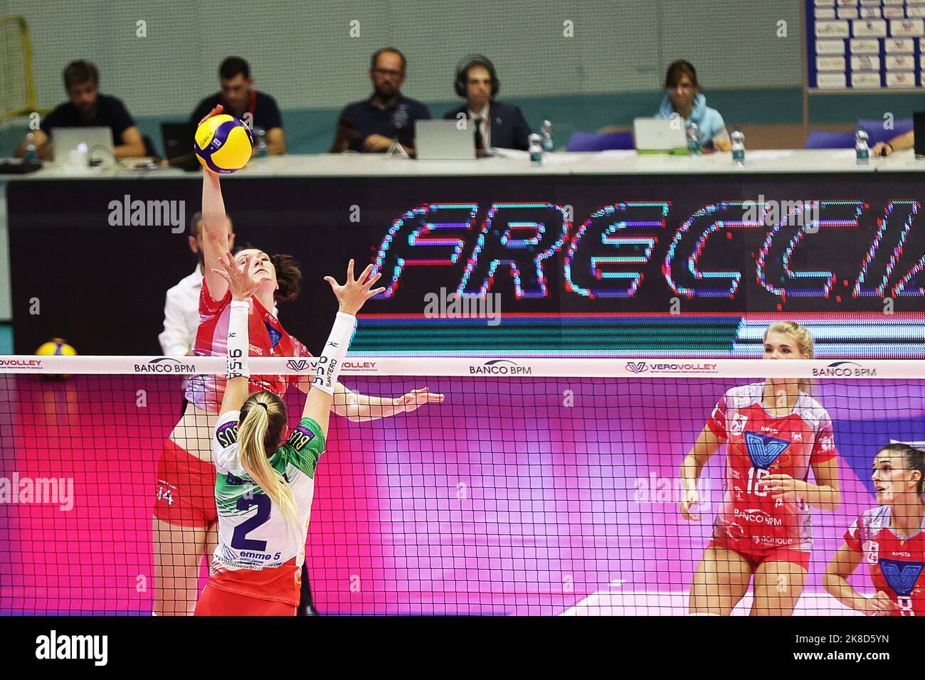 Attack of 14 DANA RETTKE (Vero Volley Milano) during Vero Volley Milano ...