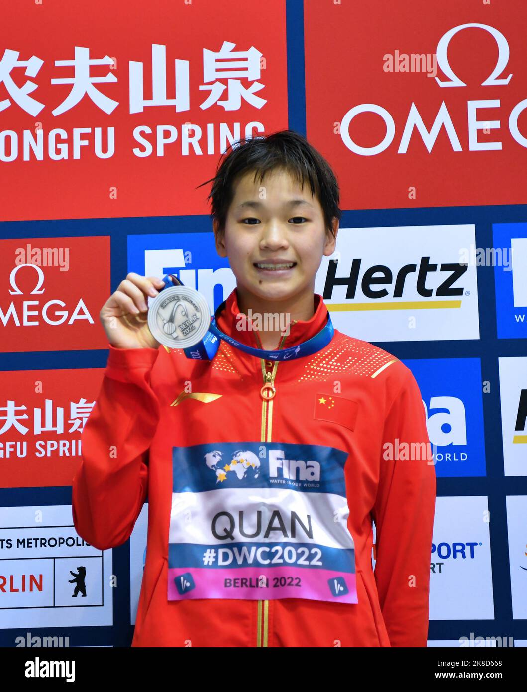 Berlin, Germany. 22nd Oct, 2022. Silver medalist Quan Hongchan of China ...