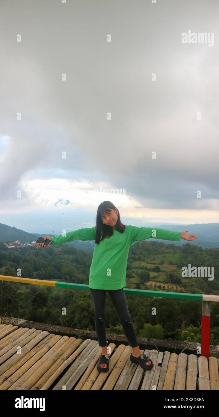 A beautiful little girl at the top of the rurukan Stock Photo - Alamy