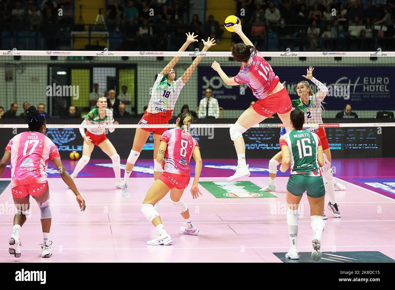 Dana rettke vero volley monza hi-res stock photography and images - Alamy