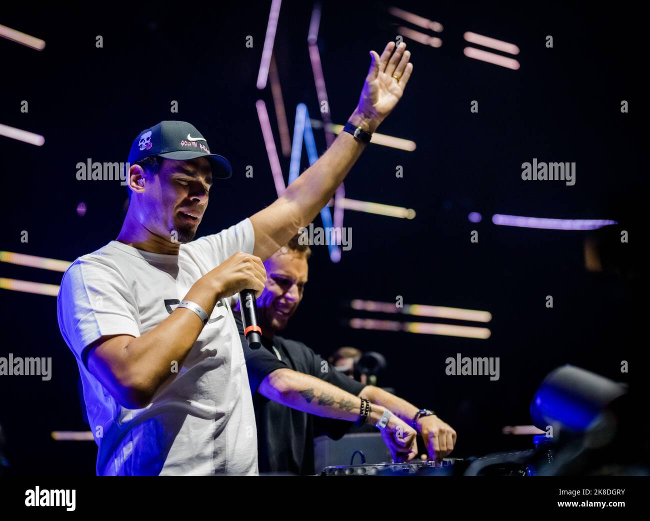 2022-10-23 03:17:08 AMSTERDAM - Afrojack (L) and Nicky Romero perform ...