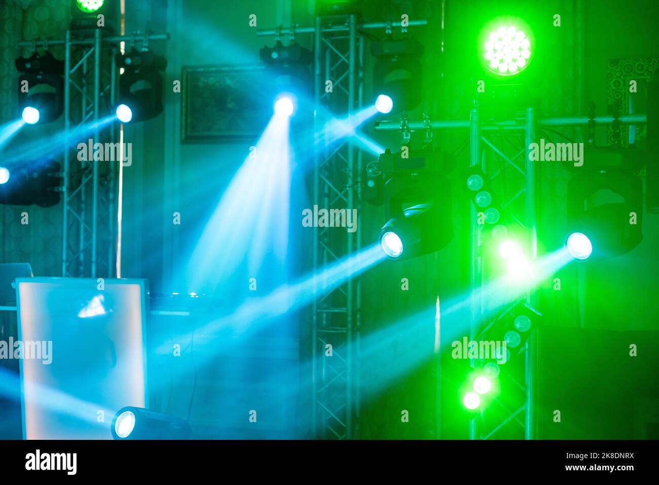 multiple spotlights on a theatre stage lighting rig Stock Photo - Alamy