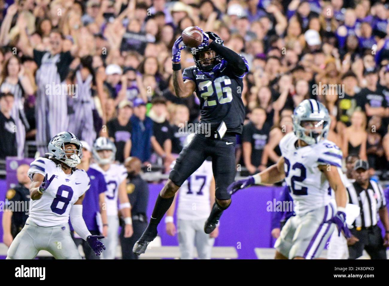 Air bud football hi-res stock photography and images - Alamy