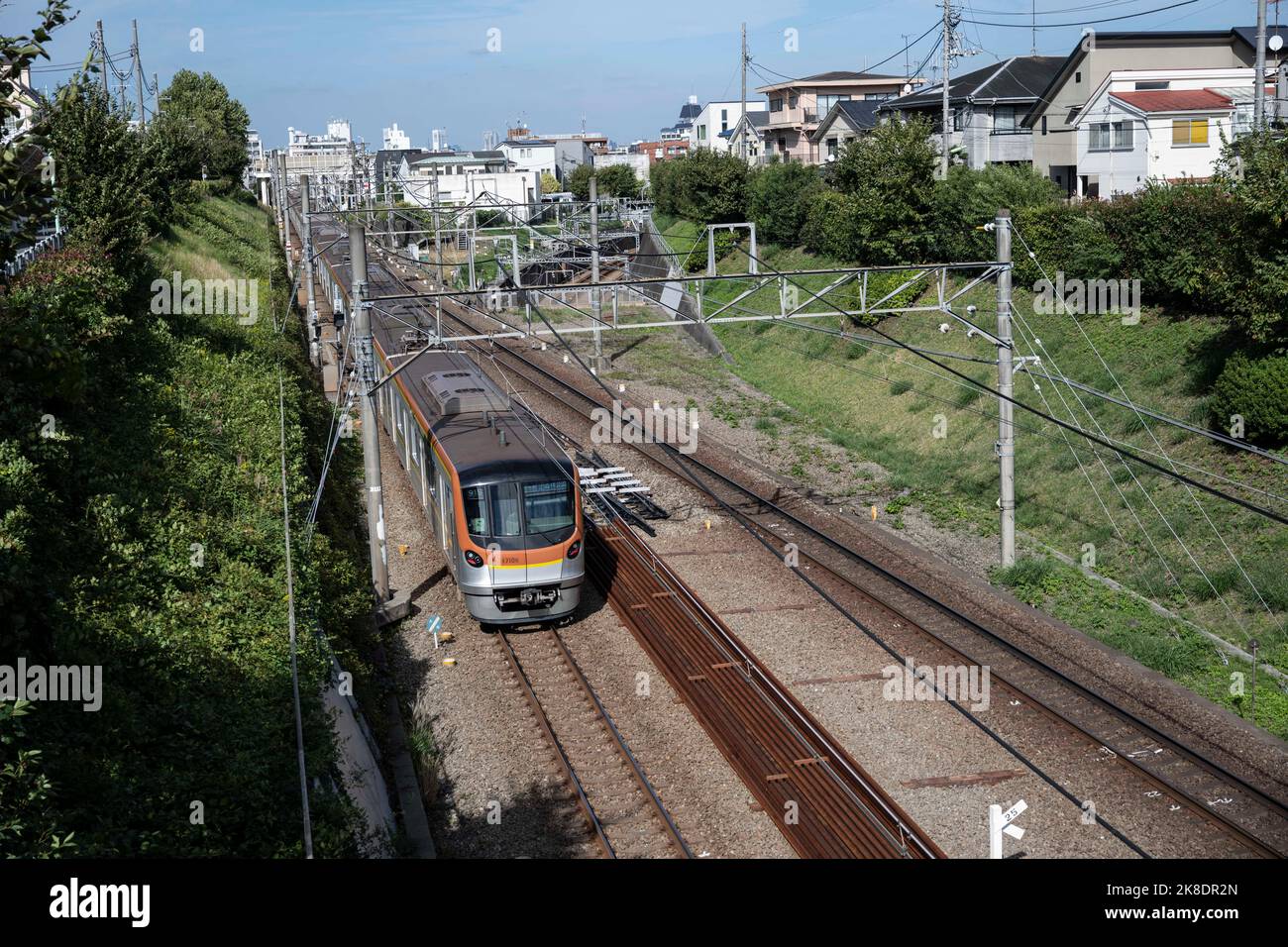 Tokyo, Japan. 21st Oct, 2022. A Tokyu line train departing Den-en-chofu ...