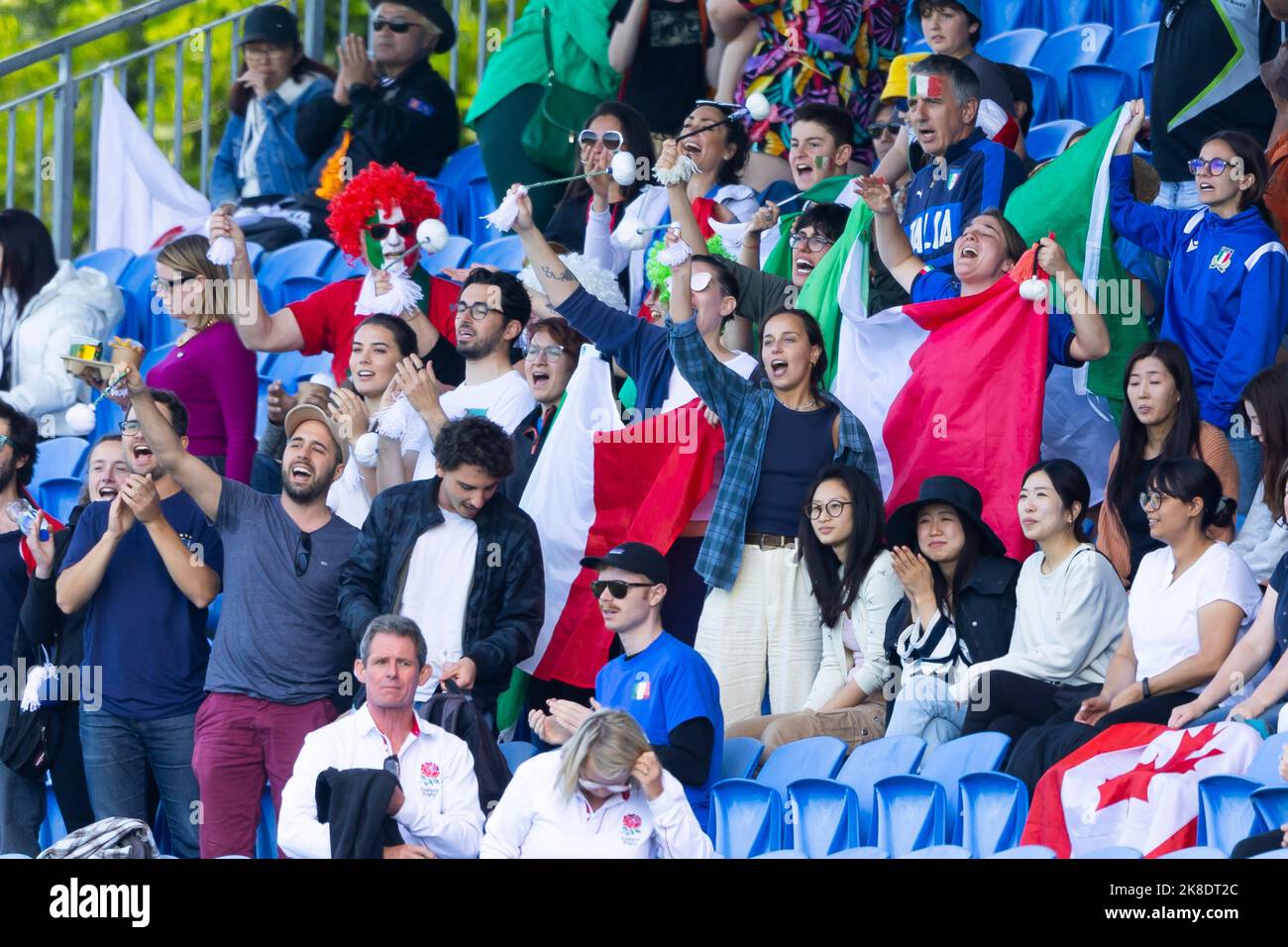 Italy fans during the Women's Rugby World Cup pool B match at Waitakere ...