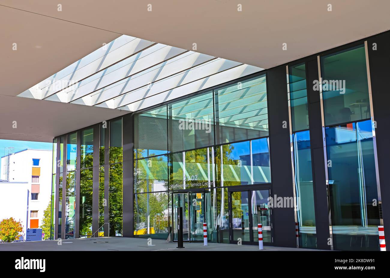 Welcome center design hi-res stock photography and images - Alamy