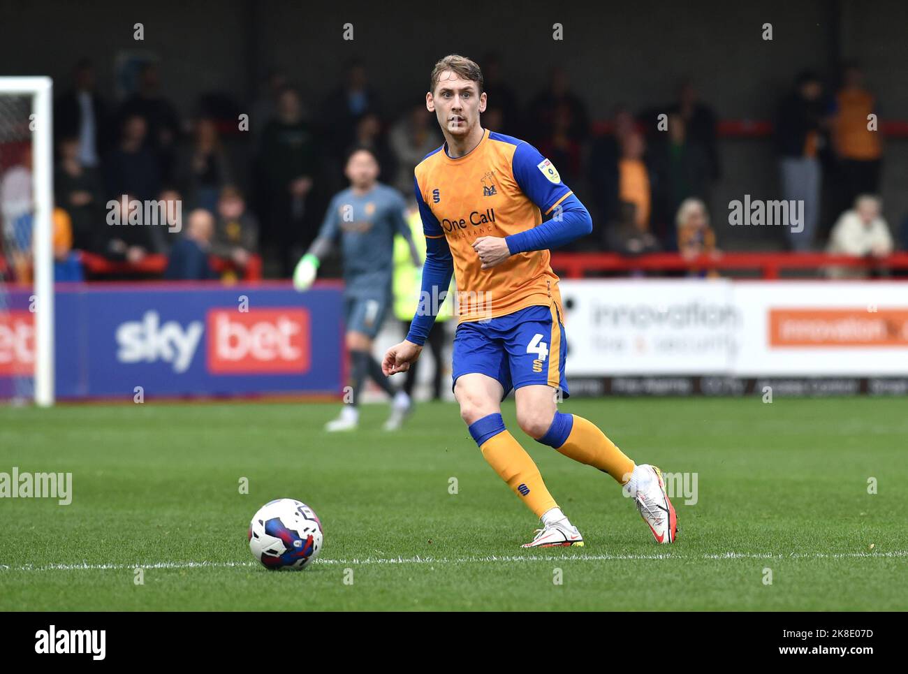 Efl elliott hewitt hi-res stock photography and images - Alamy