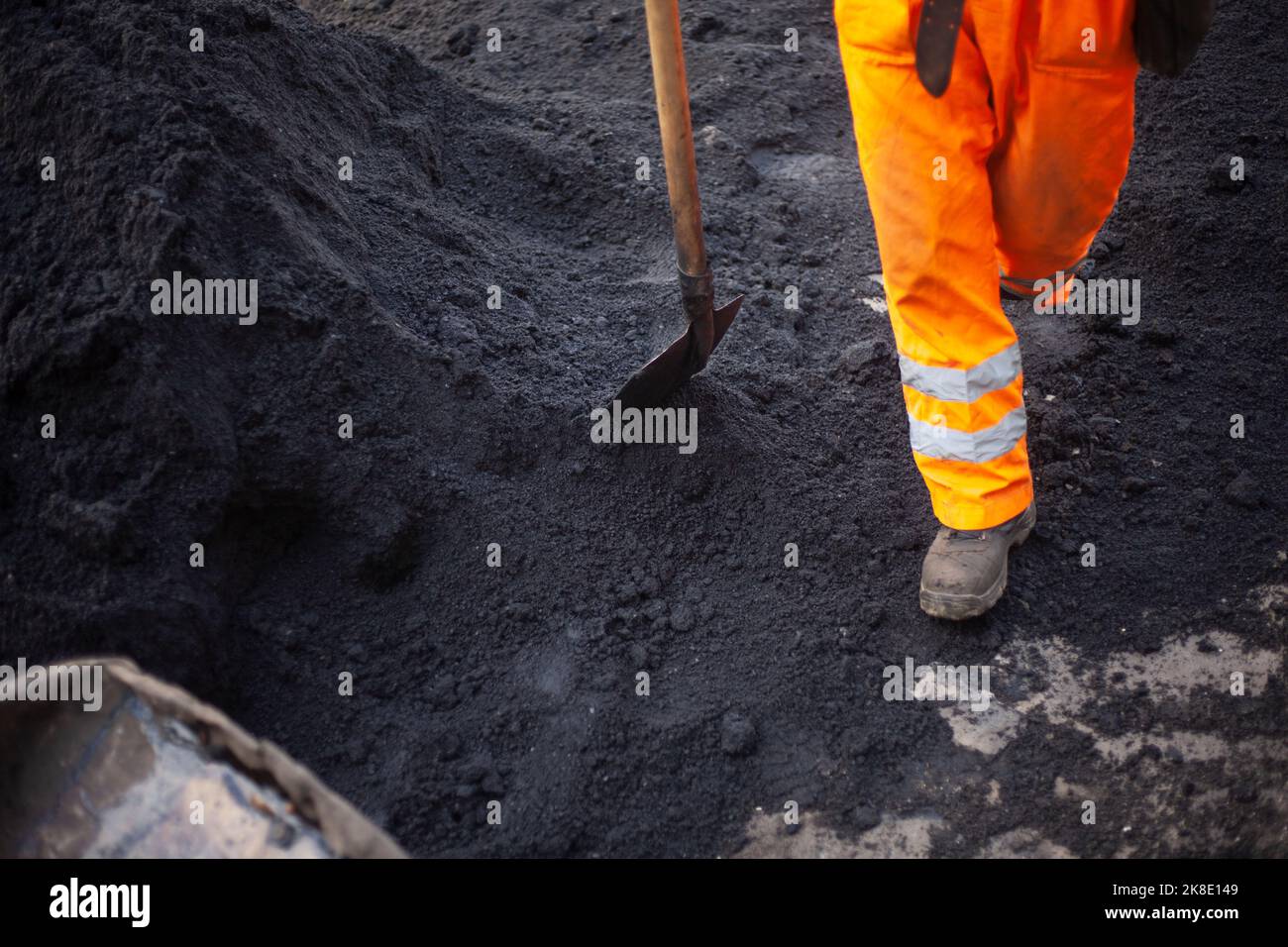 Pave build person hi-res stock photography and images - Alamy