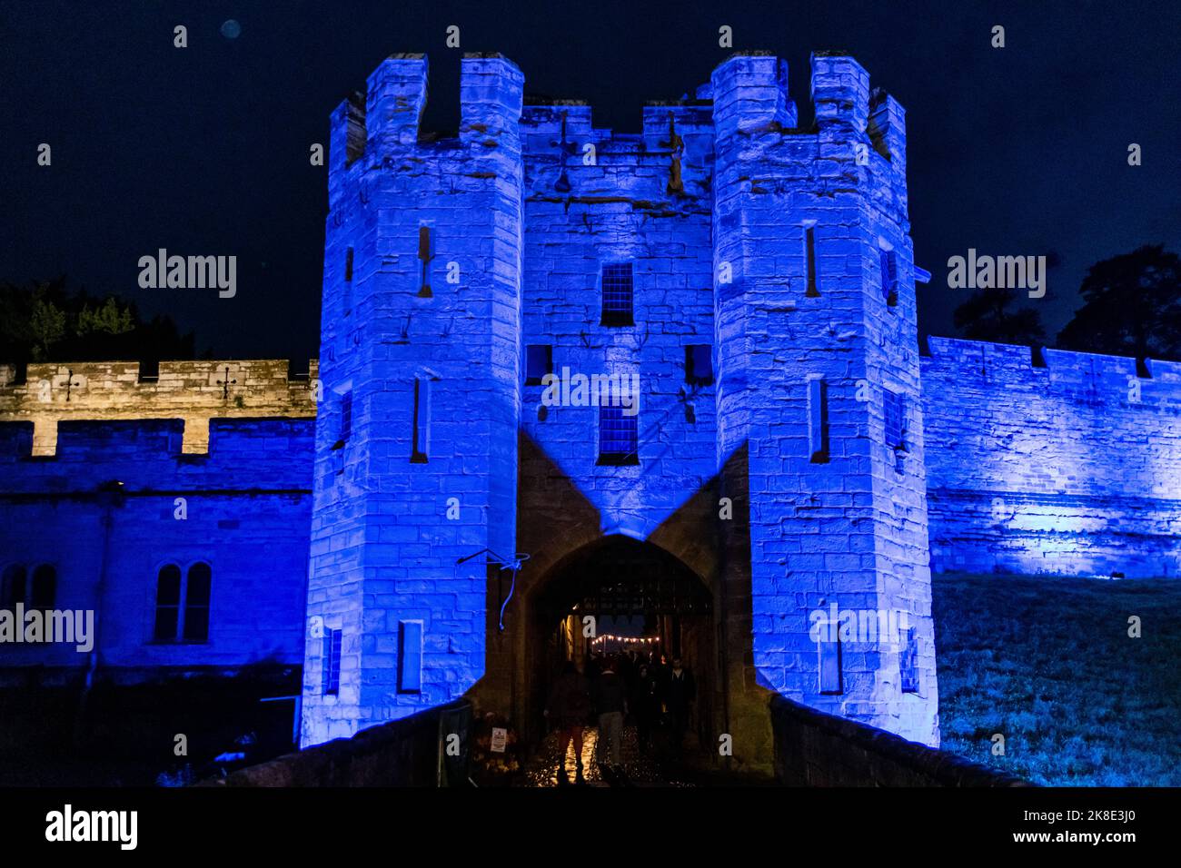 Warwick, UK. 22nd Oct, 2022. Scares a plenty as Warwick Castle shows ...