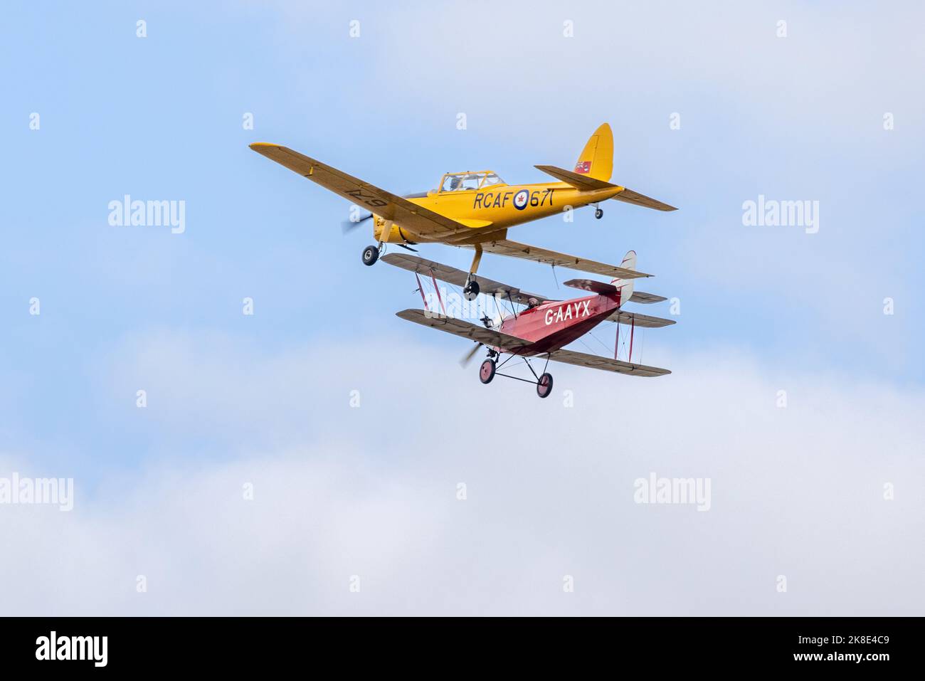 1929 Southern Martlet ‘G-AAYX’ & 1952 DHC Chipmunk T.22 ‘G-BNZC’ flying ...