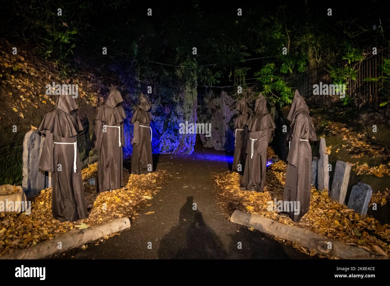 Warwick, UK. 22nd Oct, 2022. Scares a plenty as Warwick Castle shows ...