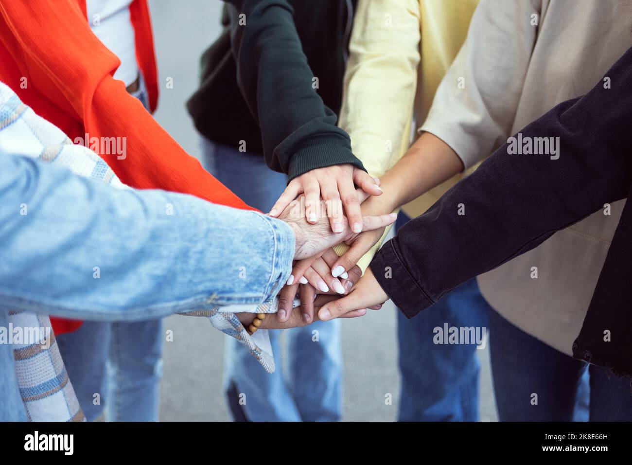 Team multiracial hi-res stock photography and images - Alamy