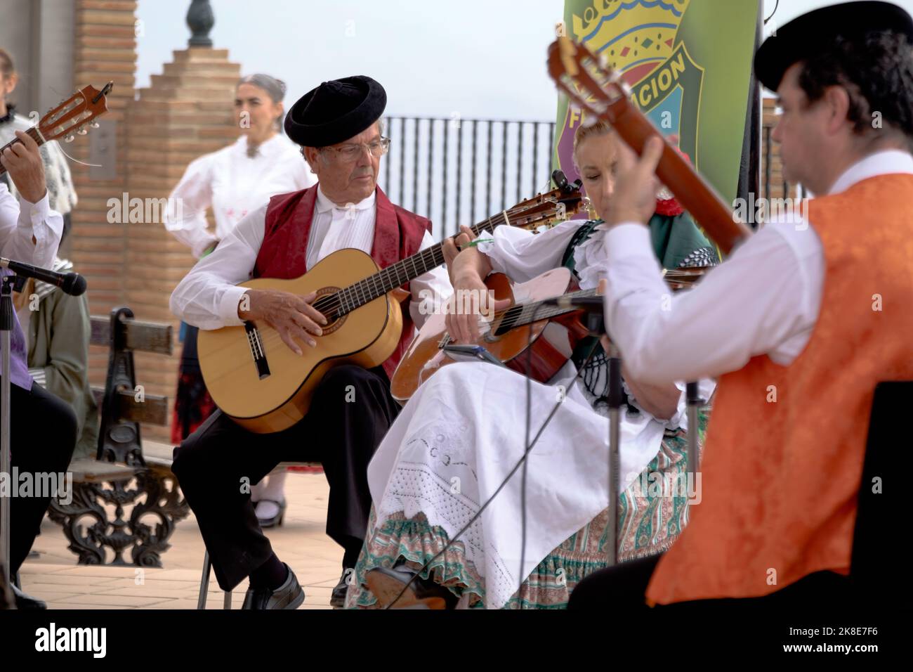 Traditional Malaga dress, dance and folk music in the white village of ...