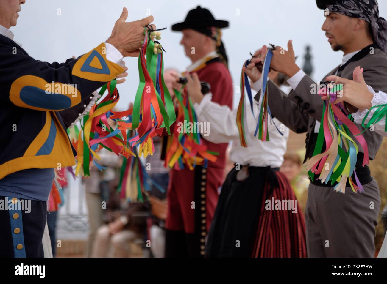Traditional Malaga dress, dance and folk music in the white village of ...