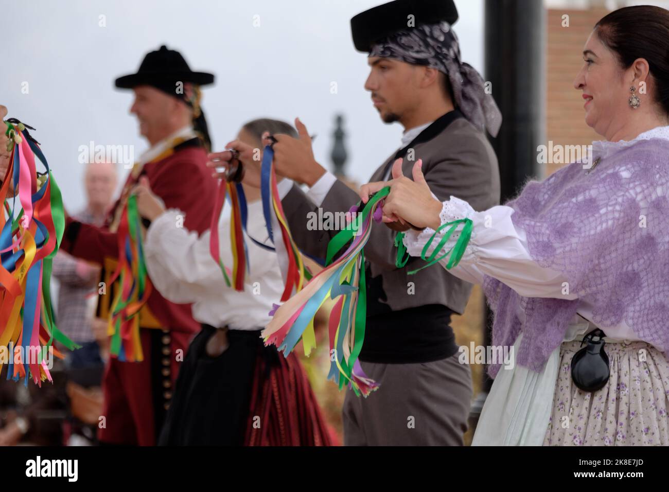 Traditional Malaga dress, dance and folk music in the white village of ...