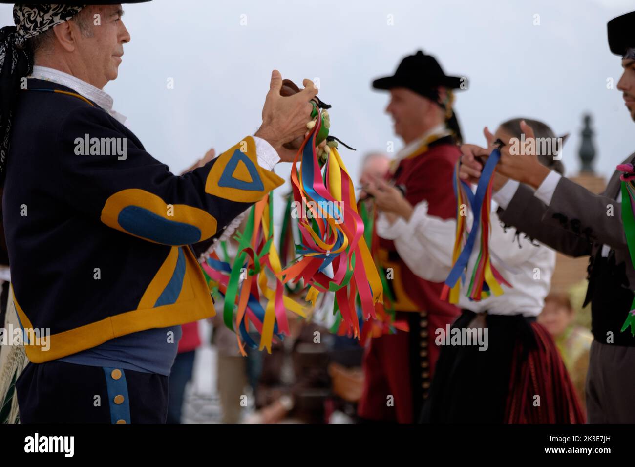 Traditional Malaga dress, dance and folk music in the white village of ...