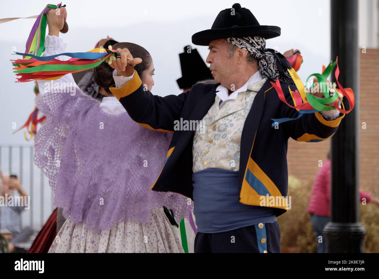 Traditional Malaga dress, dance and folk music in the white village of ...