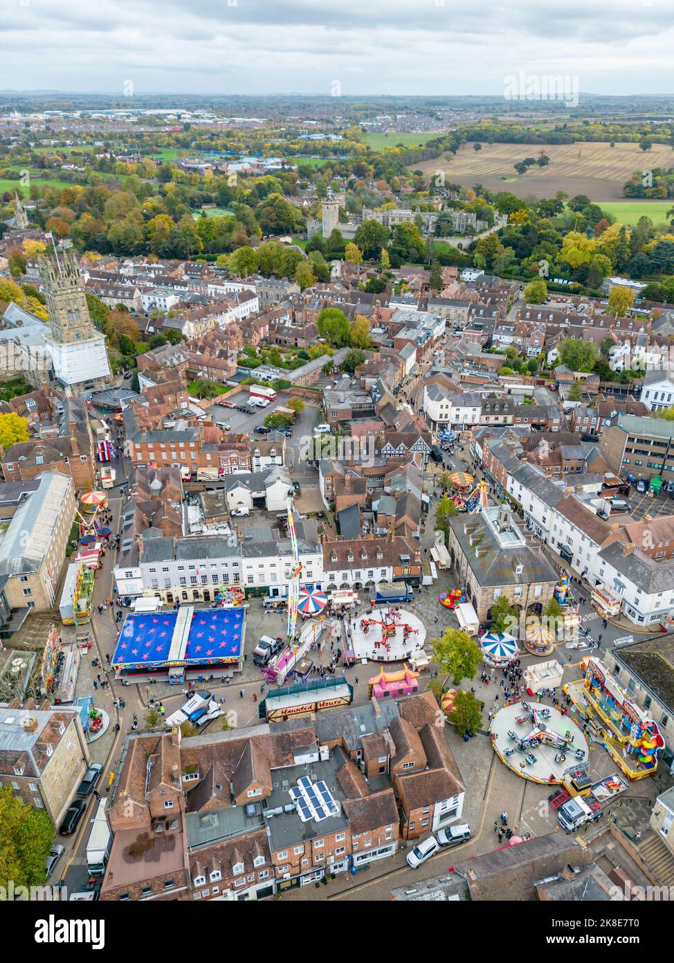 Warwick, UK. 22nd Oct, 2022. Warwick town centre is filled with fun ...