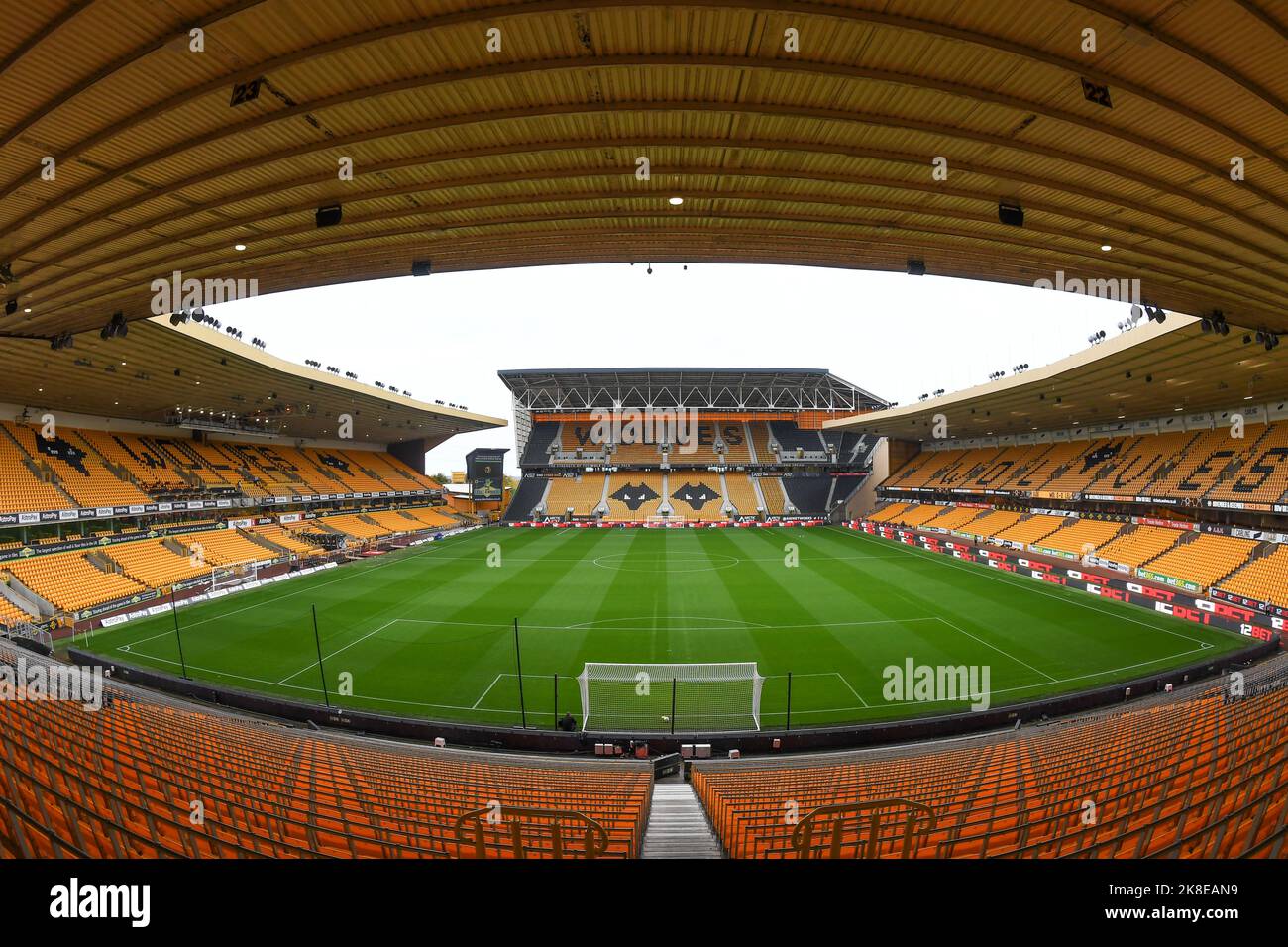 Wolverhampton, UK. 23rd Oct, 2022. General view of Molineux Stadium ...