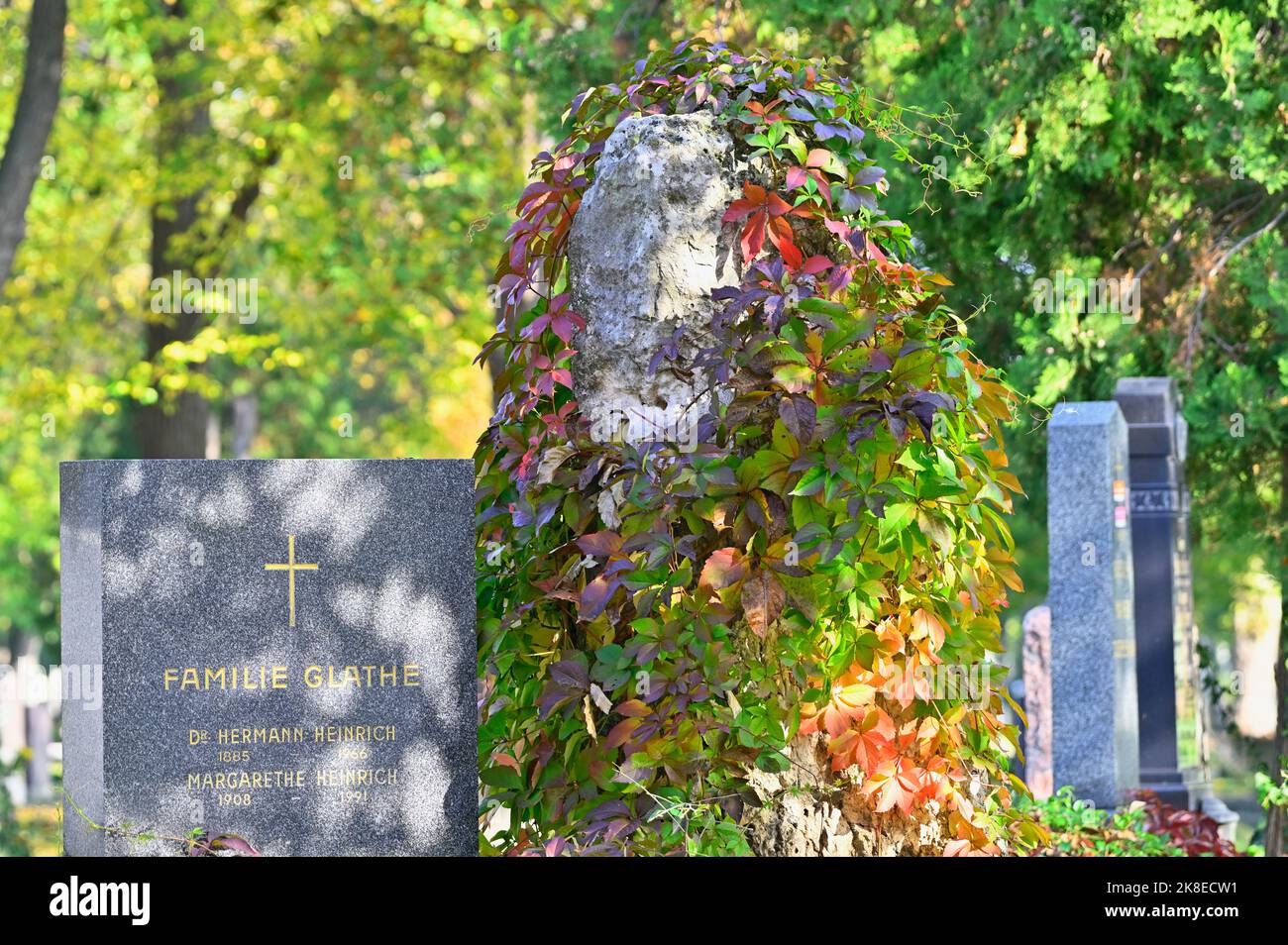 Vienna, Austria. The central cemetery in Vienna Stock Photo - Alamy