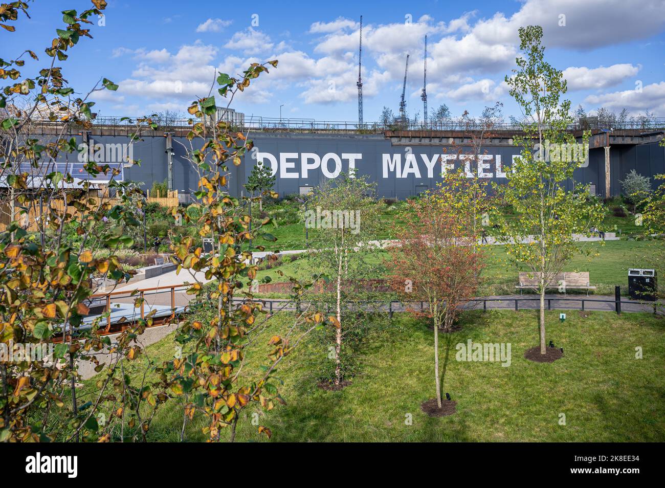 Mayfield Park, Piccadilly, Manchester Stock Photo - Alamy