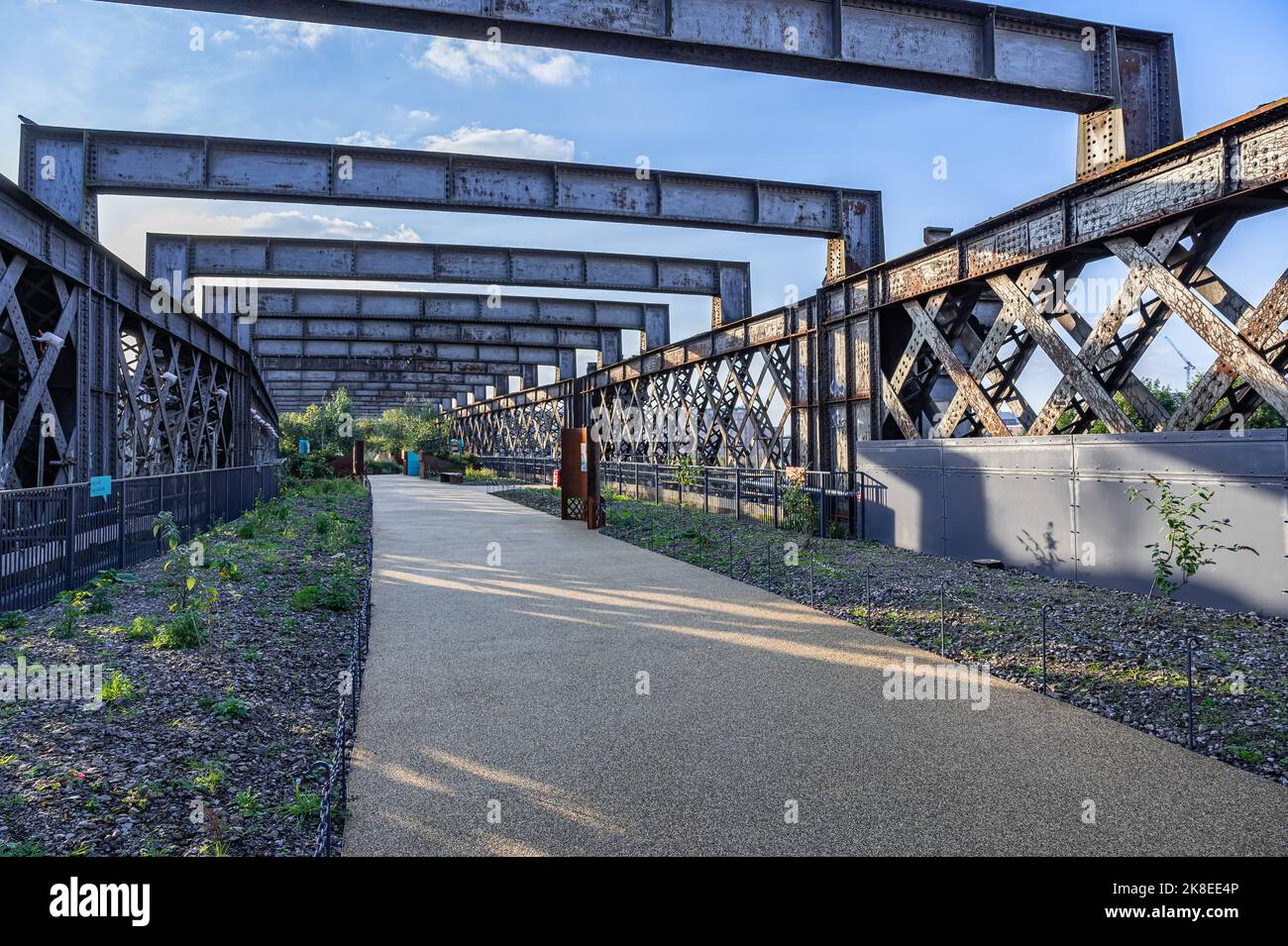 Castlefield Viaduct, Deansgate, Manchester Stock Photo - Alamy