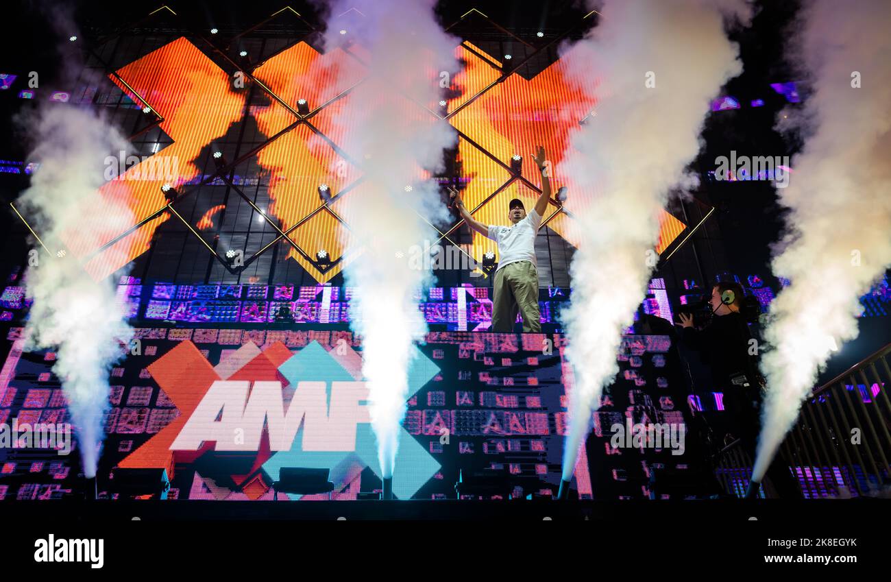 2022-10-23 03:24:10 AMSTERDAM - Afrojack (R) and Nicky Romero perform during Amsterdam Music ...