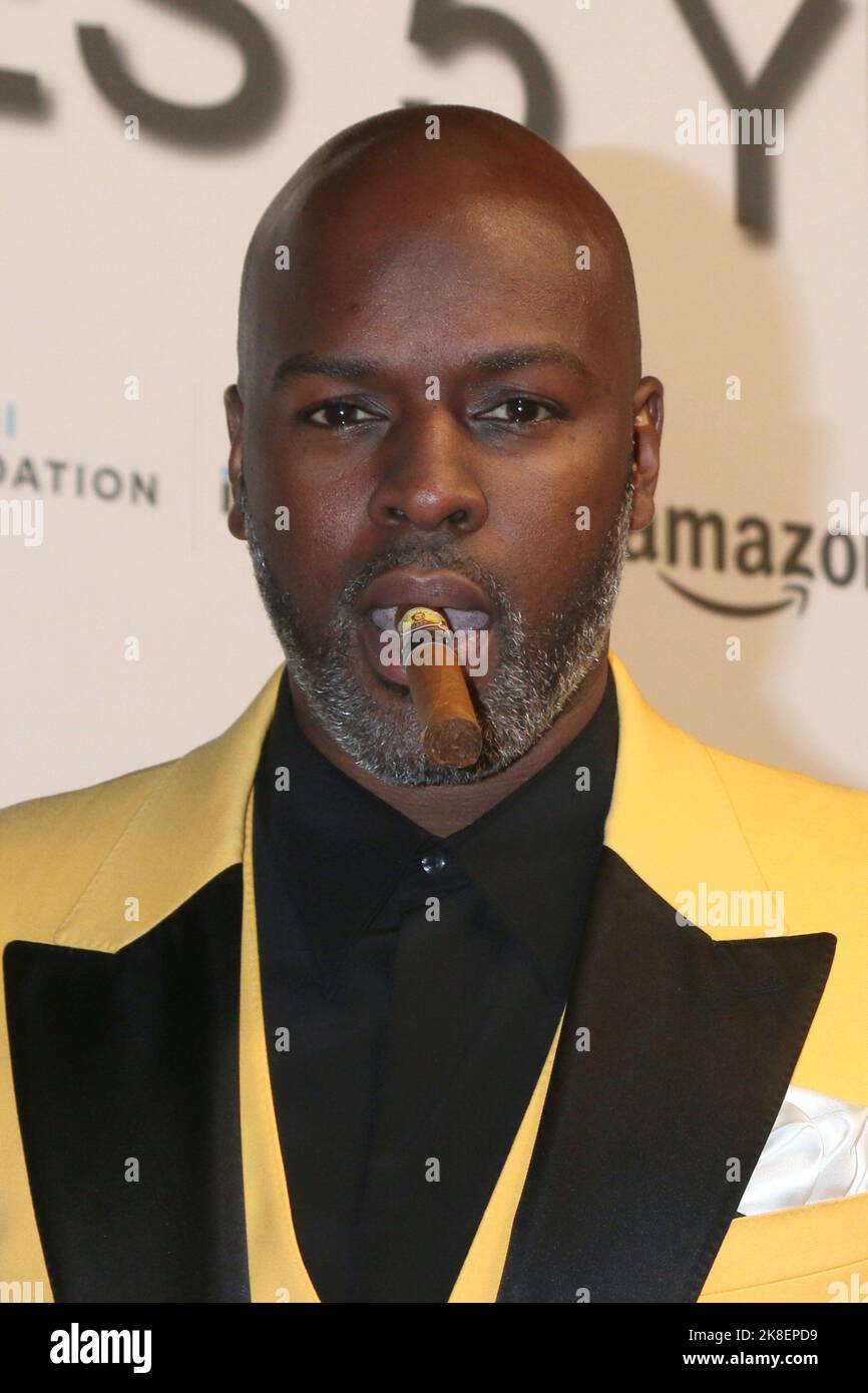 LOS ANGELES - OCT 22: Corey Gamble at the 5th Annual Wearable Art Gala ...