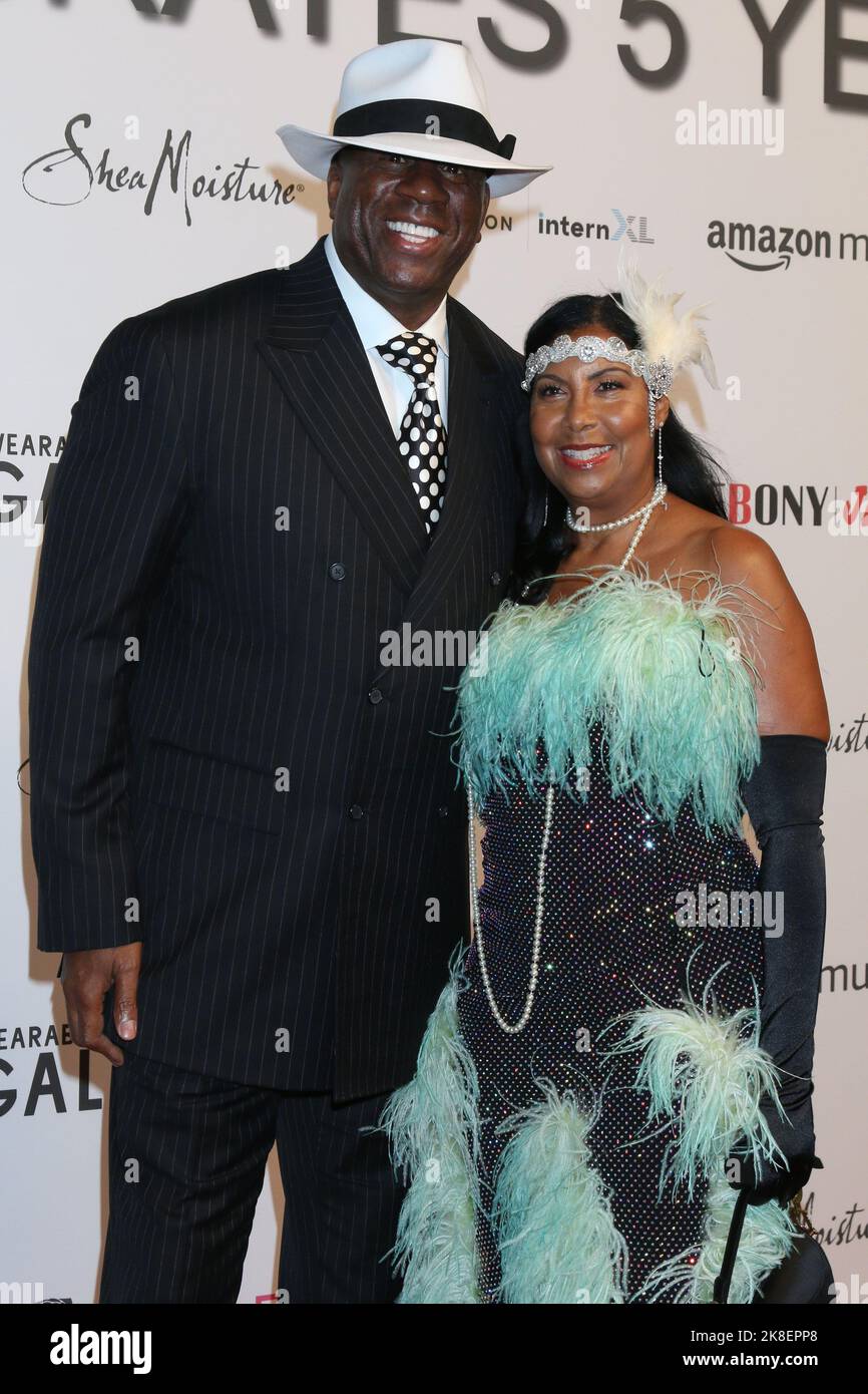 LOS ANGELES - OCT 22: Magic Johnson, Cookie Johnson at the 5th Annual ...
