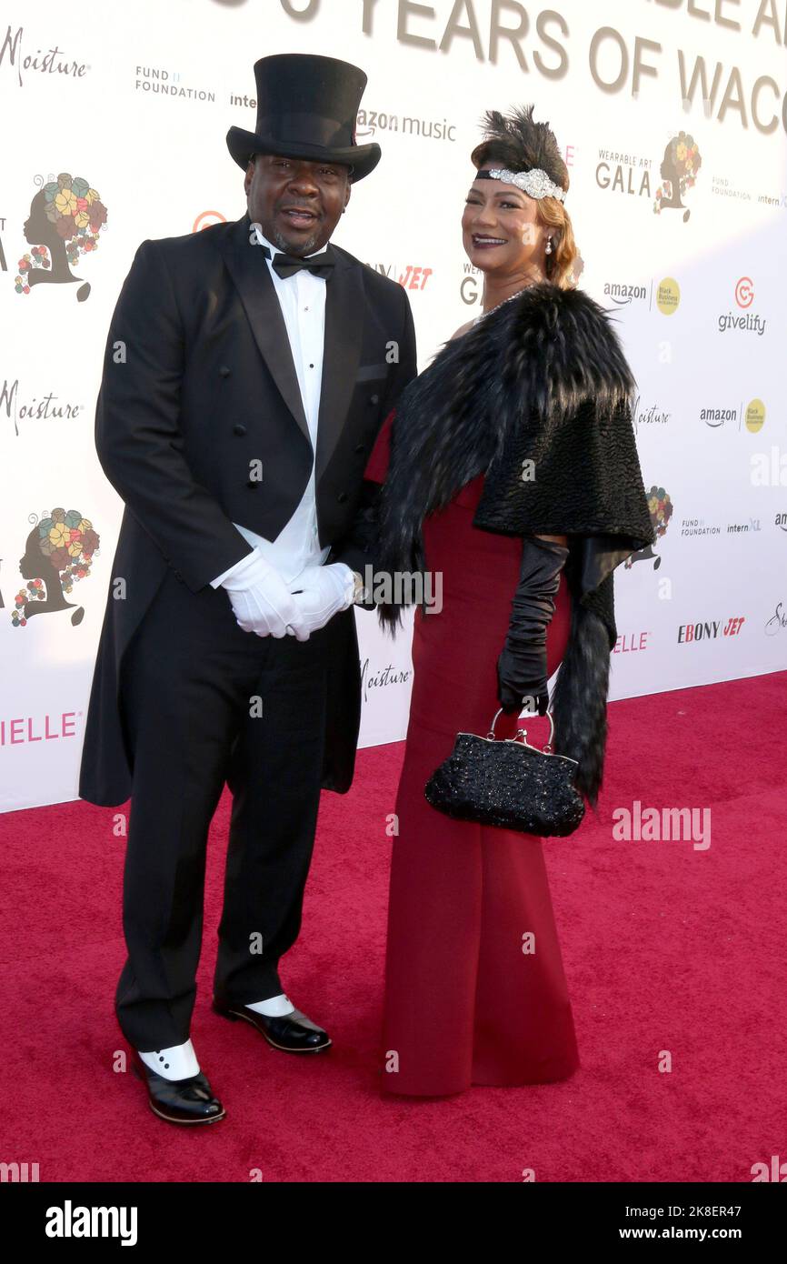 LOS ANGELES - OCT 22: Bobby Brown, Alicia Brown at the 5th Annual ...