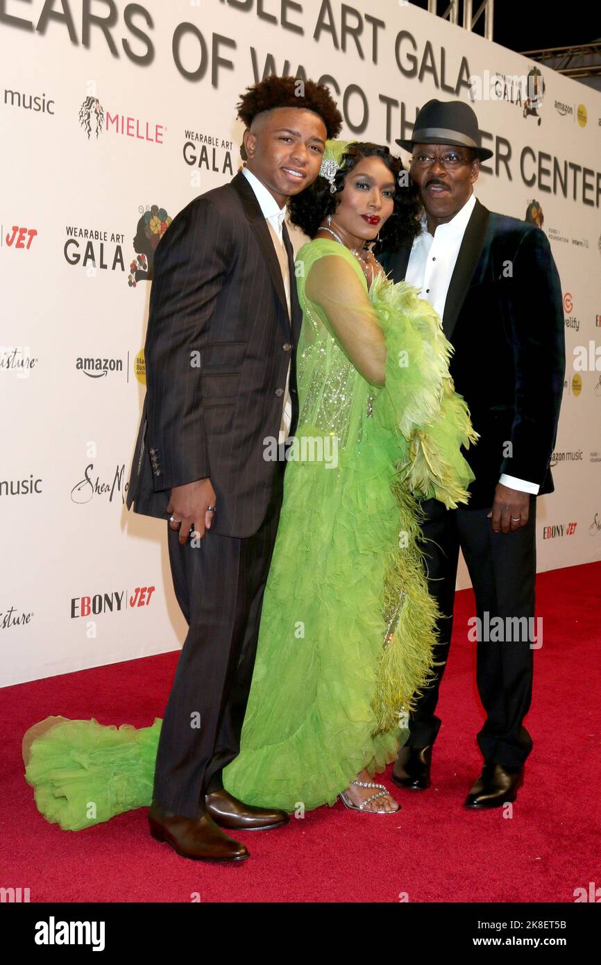 October 22, 2022, Santa Monica, CA, USA: LOS ANGELES - OCT 22: Slater ...