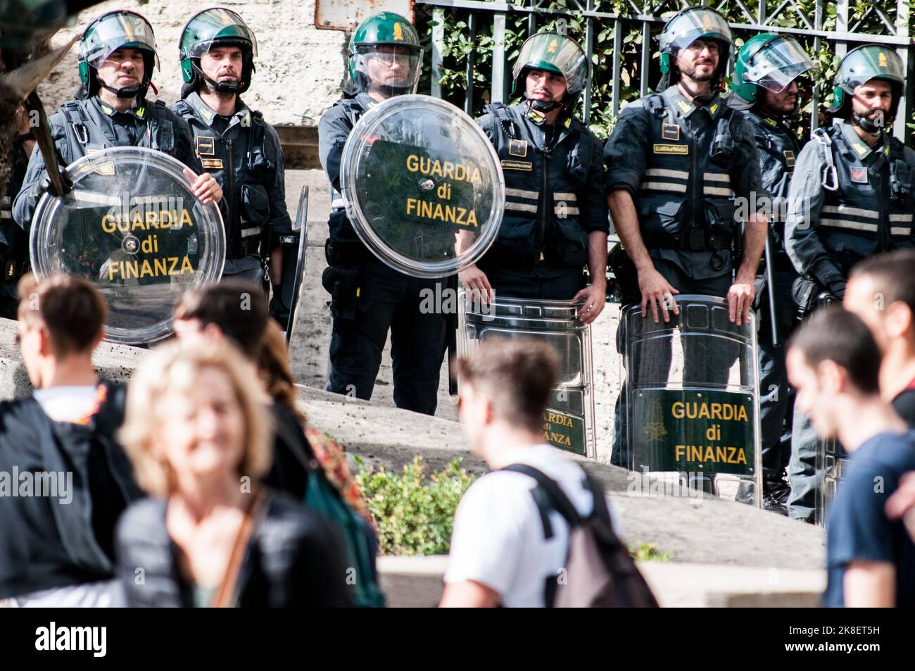 Rome, Italy. 21st Oct, 2022. Law enforcement officers in riot gear ...
