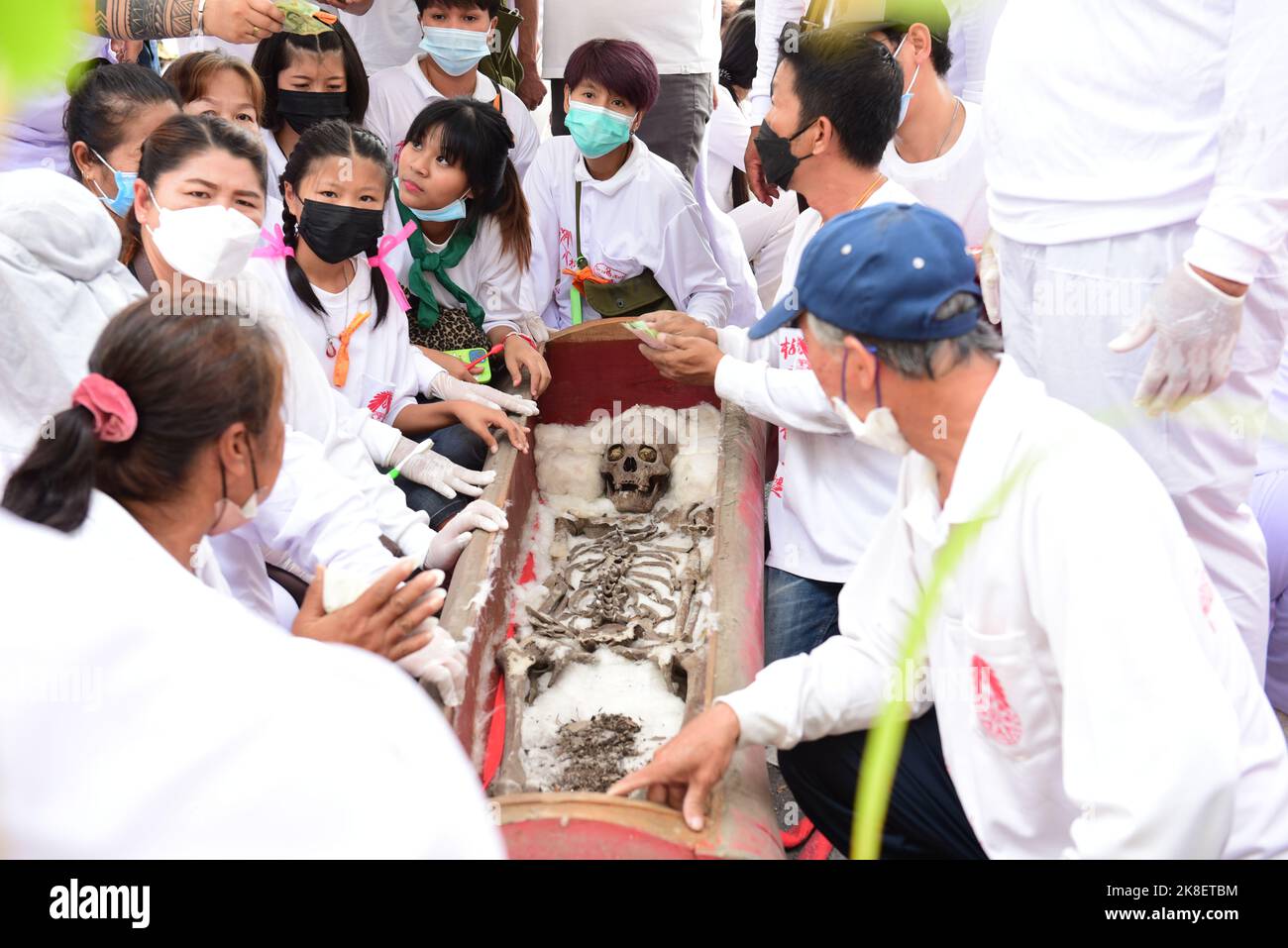 Bangkok, Thailand. 22nd Oct, 2022. Volunteers, participated in the ...