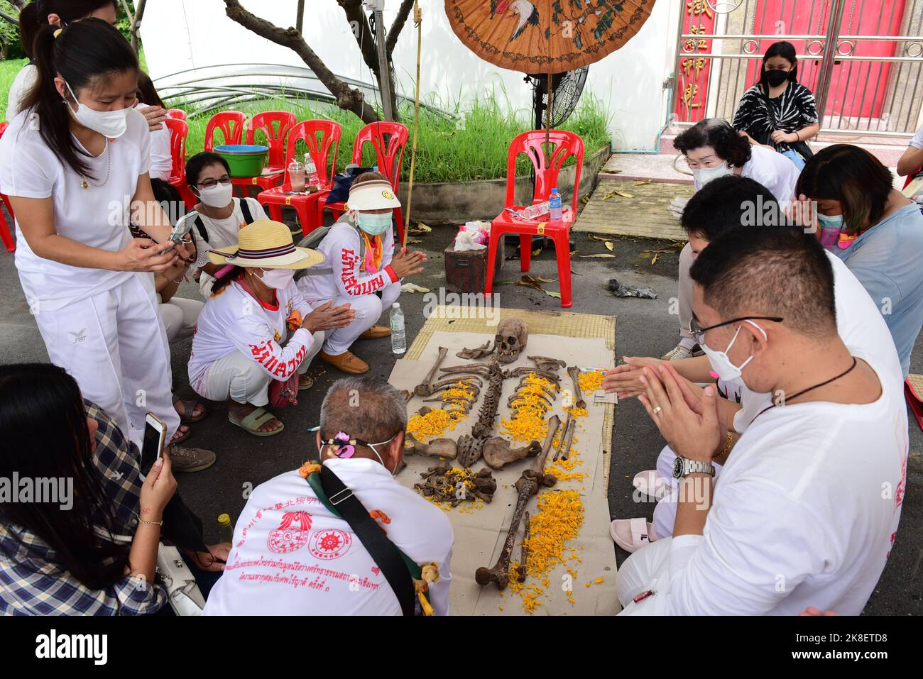 Bangkok, Thailand. 22nd Oct, 2022. Volunteers, participated in the ...