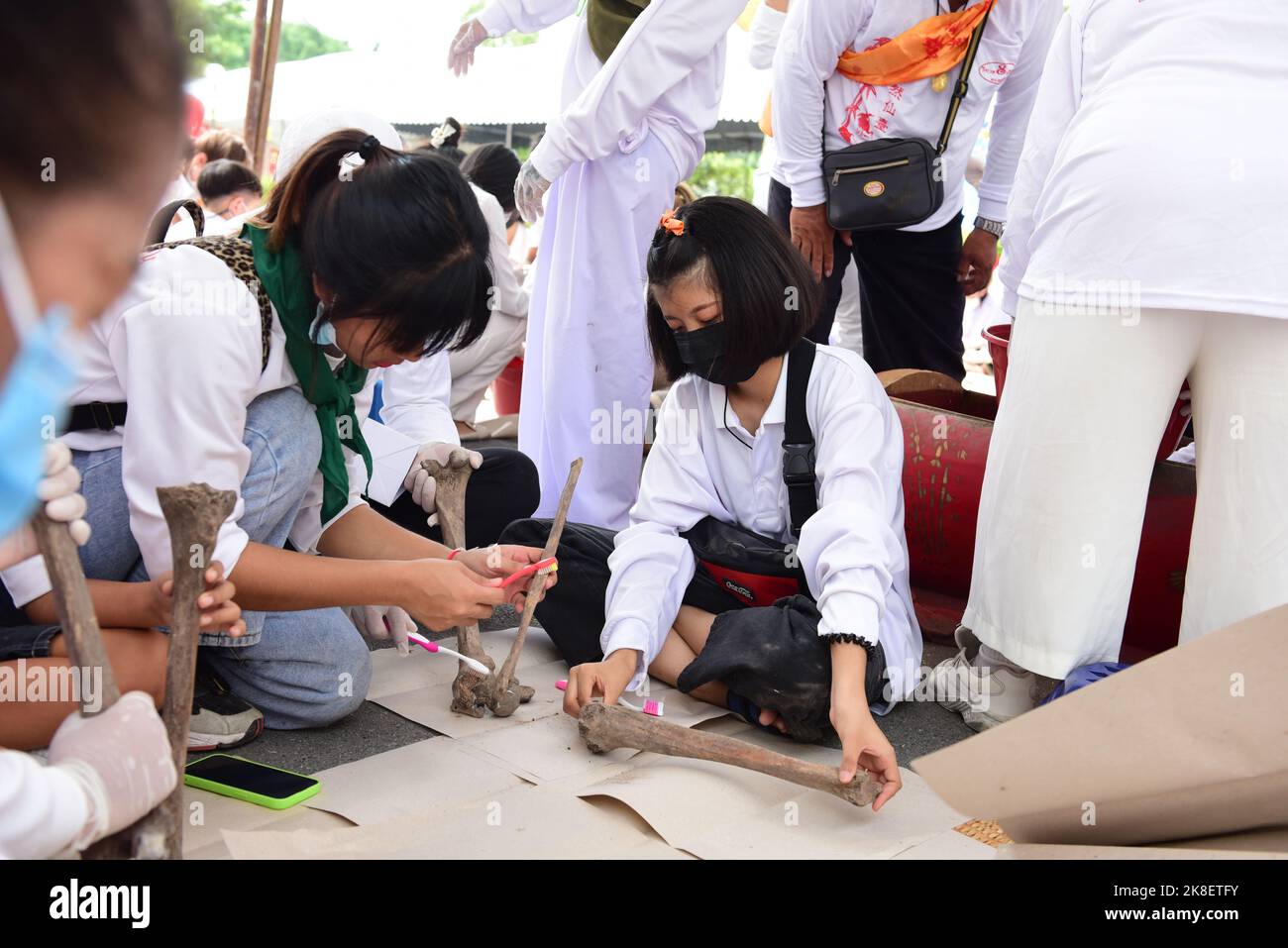 Bangkok, Thailand. 22nd Oct, 2022. Volunteers, participated in the ...