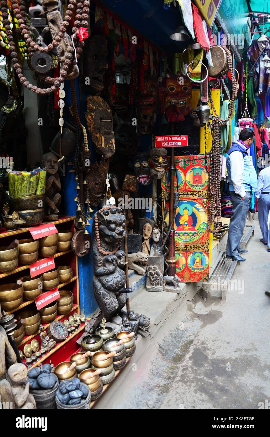 Nepalese grocery shop hi-res stock photography and images - Alamy