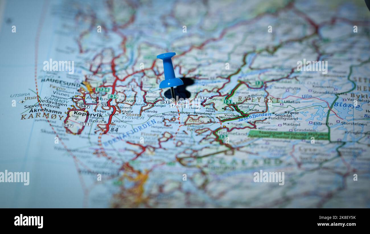 Nedstrand, Norway. Blue pinhead on map Stock Photo - Alamy