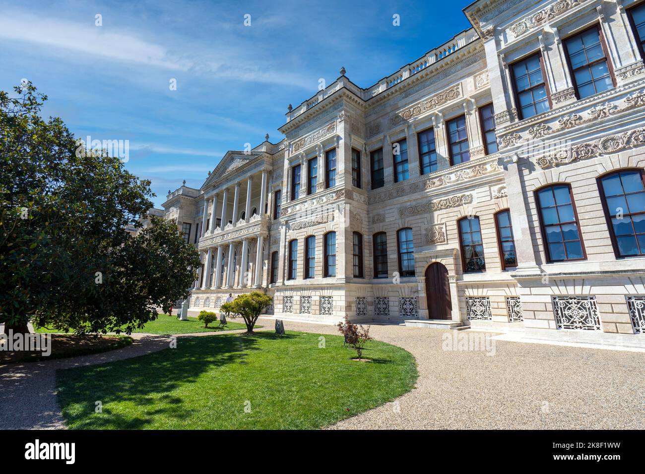 Dolmabahce palace courtyard hi-res stock photography and images - Alamy