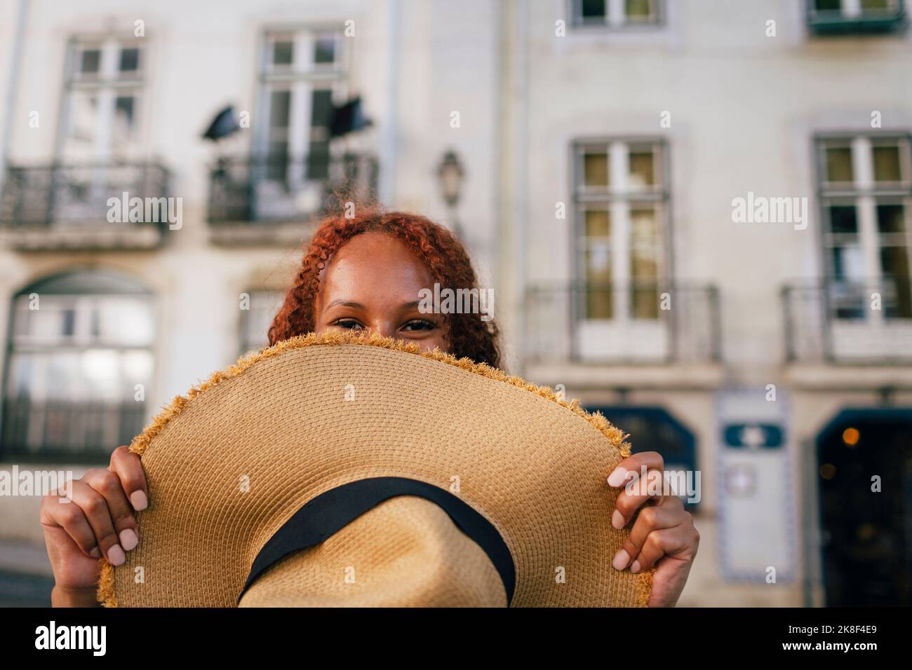Front face building hi-res stock photography and images - Alamy