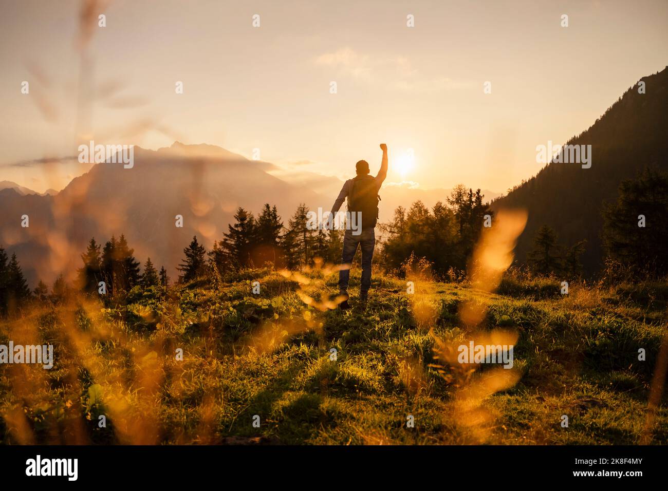 Rising sunset hi-res stock photography and images - Alamy